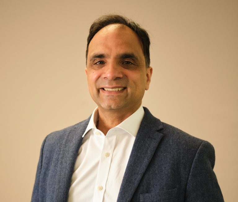 People - Henry Smith