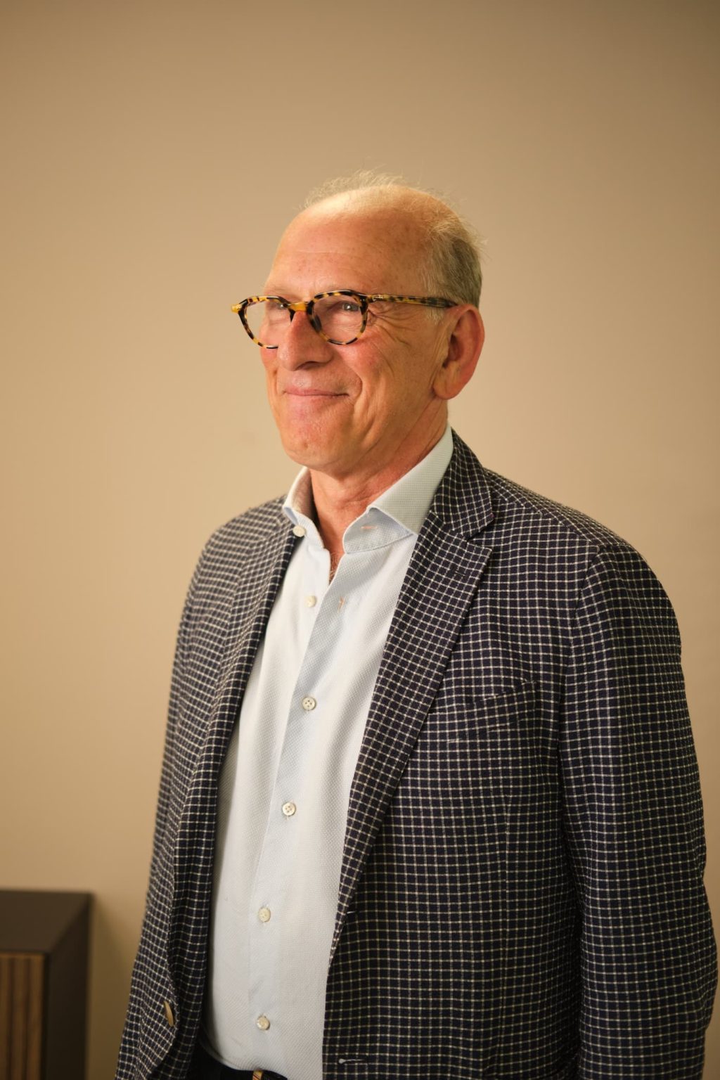 About us - Henry Smith